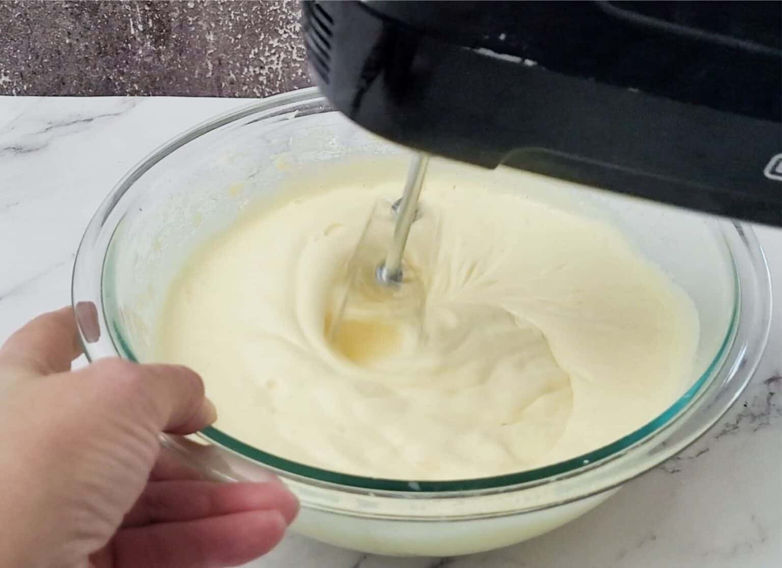 Easy Almond Flour Cake - Desserts With Stephanie
