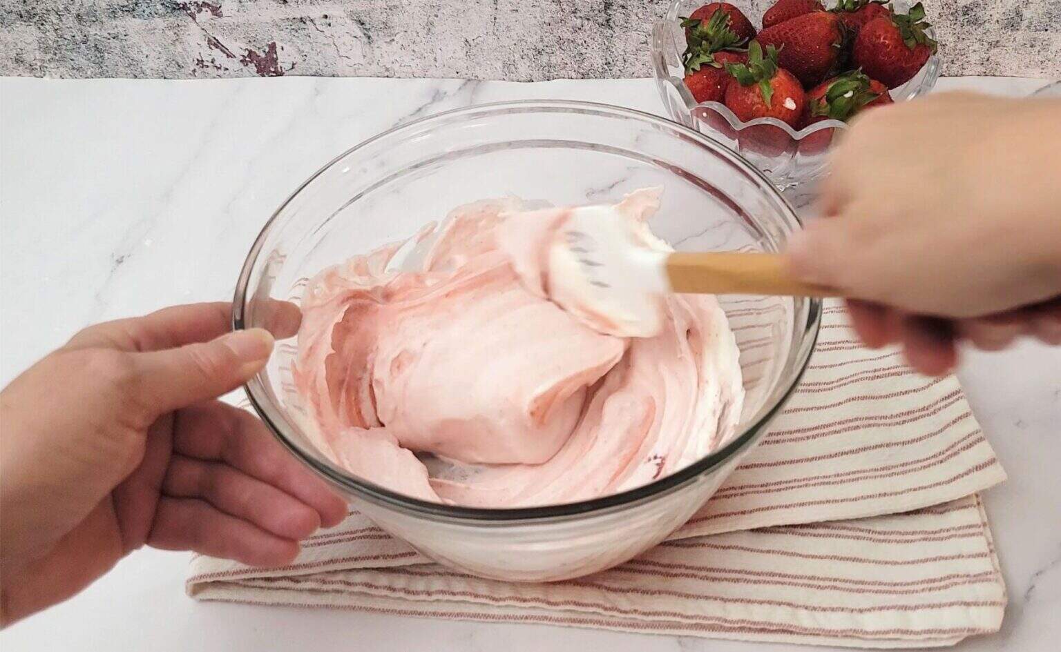 Strawberry Mousse Parfaits - Desserts With Stephanie