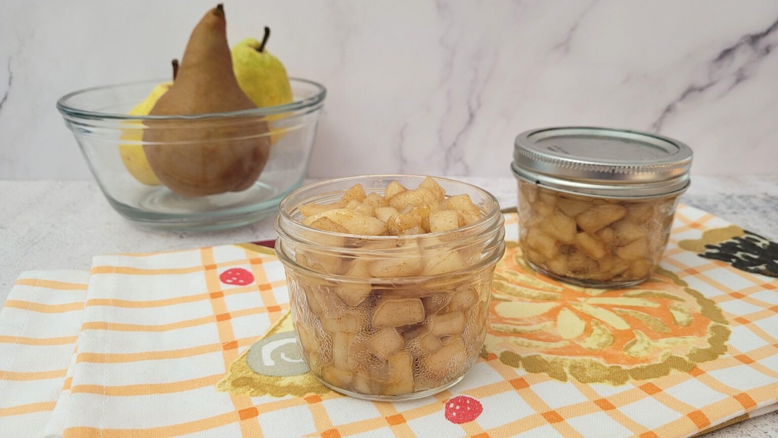 Homemade Pear Compote - Desserts With Stephanie