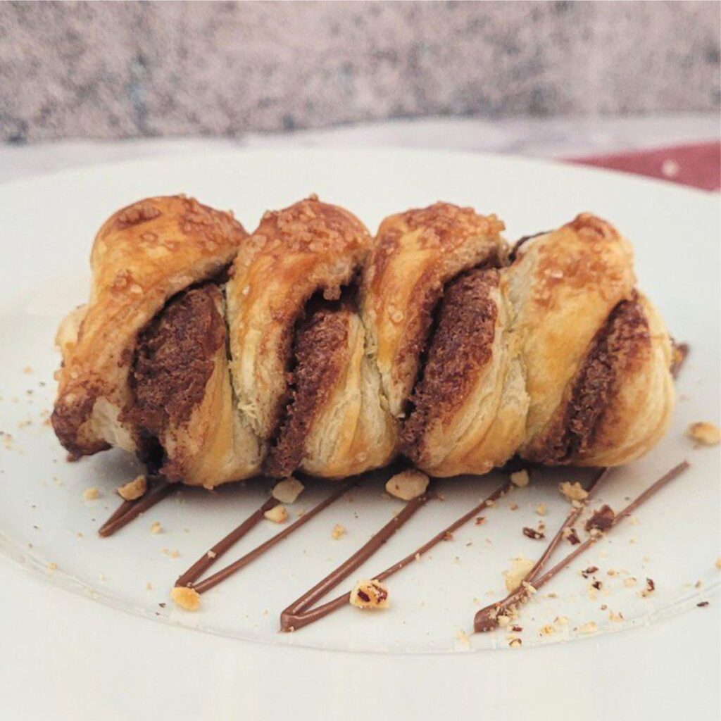 Walnut Pie Crust - Desserts With Stephanie
